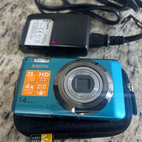 Sanyo Digital Video Camera 14MP Blue 4X Optical Zoom Compact Camcorder ...