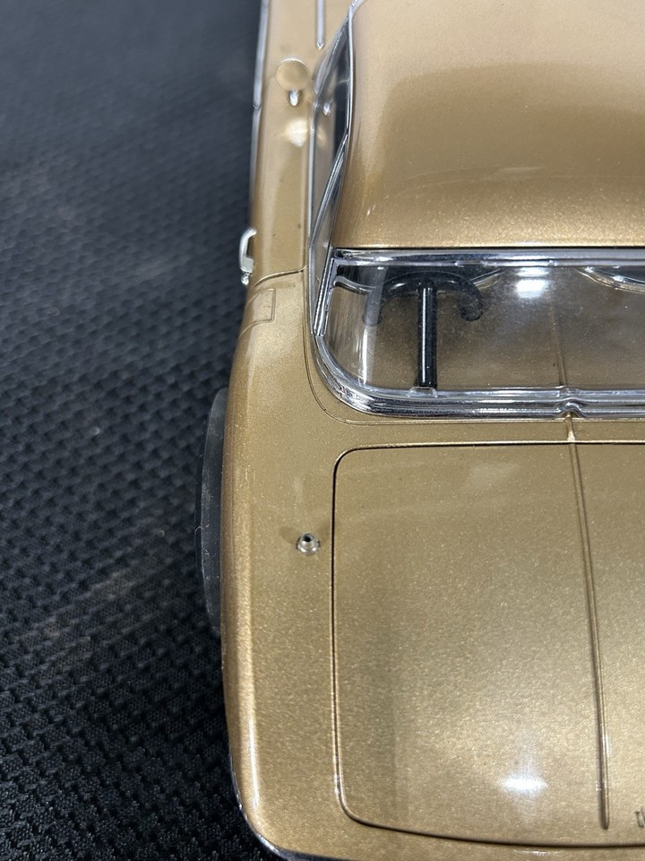 Acme 1:18 The Fugitive 1961 Corvette | eBay