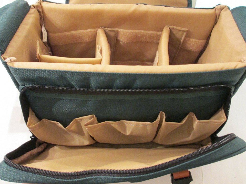 Retro Canon Camera Bag Organizer Green Pockets Shoulder Strap DSLR ...