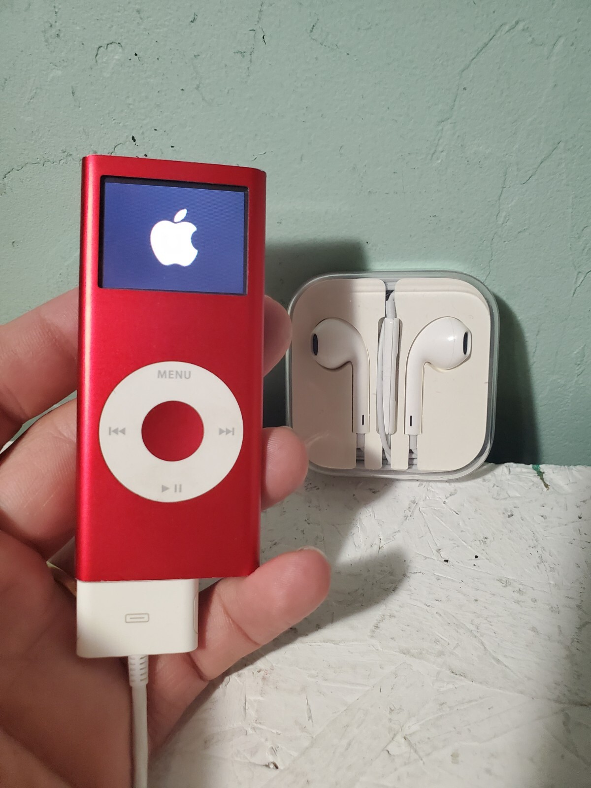 Mint Apple iPod Nano A1199 4GB Red | eBay