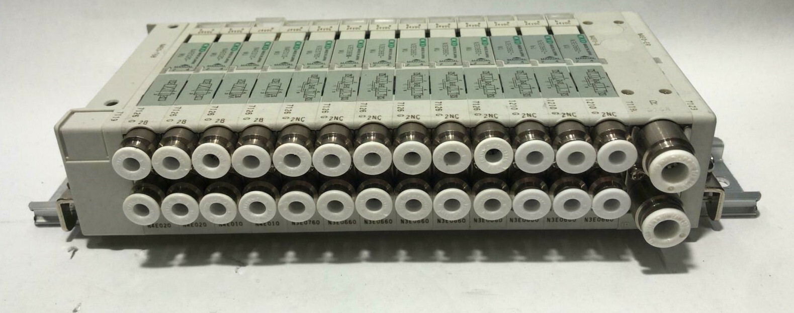 CKD MANIFOLD N4E0-T5B / N4E020-MU / N4E010-MU / N3E0660-MU / N4E0-Q ...