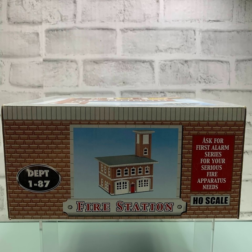 2003 Boley HO Scale Fire Station Dept. 1-87 Train Set Building | eBay