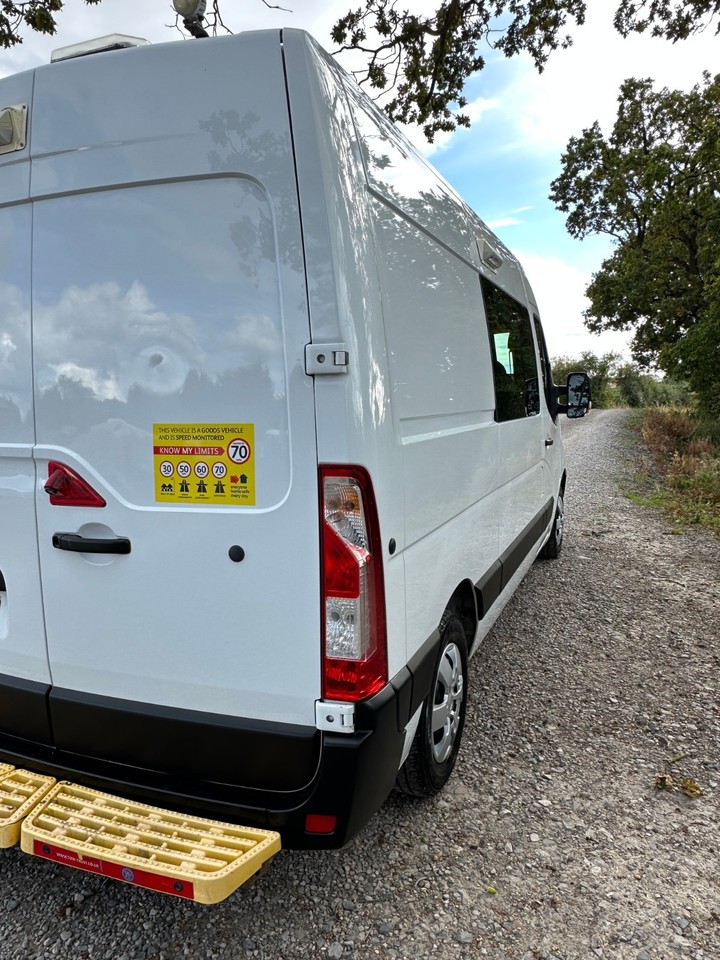 2019 19 VAUXHALL MOVANO CREW VAN/WELFARE/MESS VAN., AIR CON, ONLY 85K ...