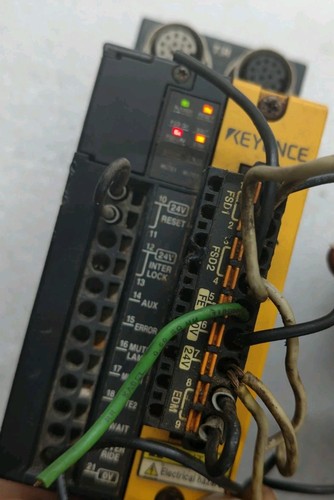 KEYENCE SAFETY RELAY TERMINAL GL-T11R TESTED OK | eBay