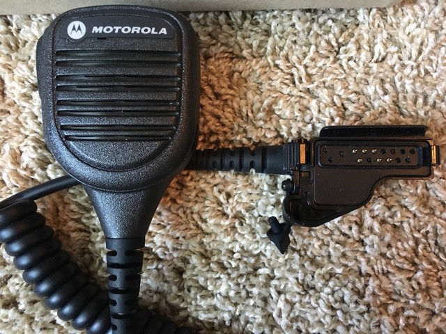 Motorola PMMN4051B Windporting Remote Speaker Microphone for sale ...