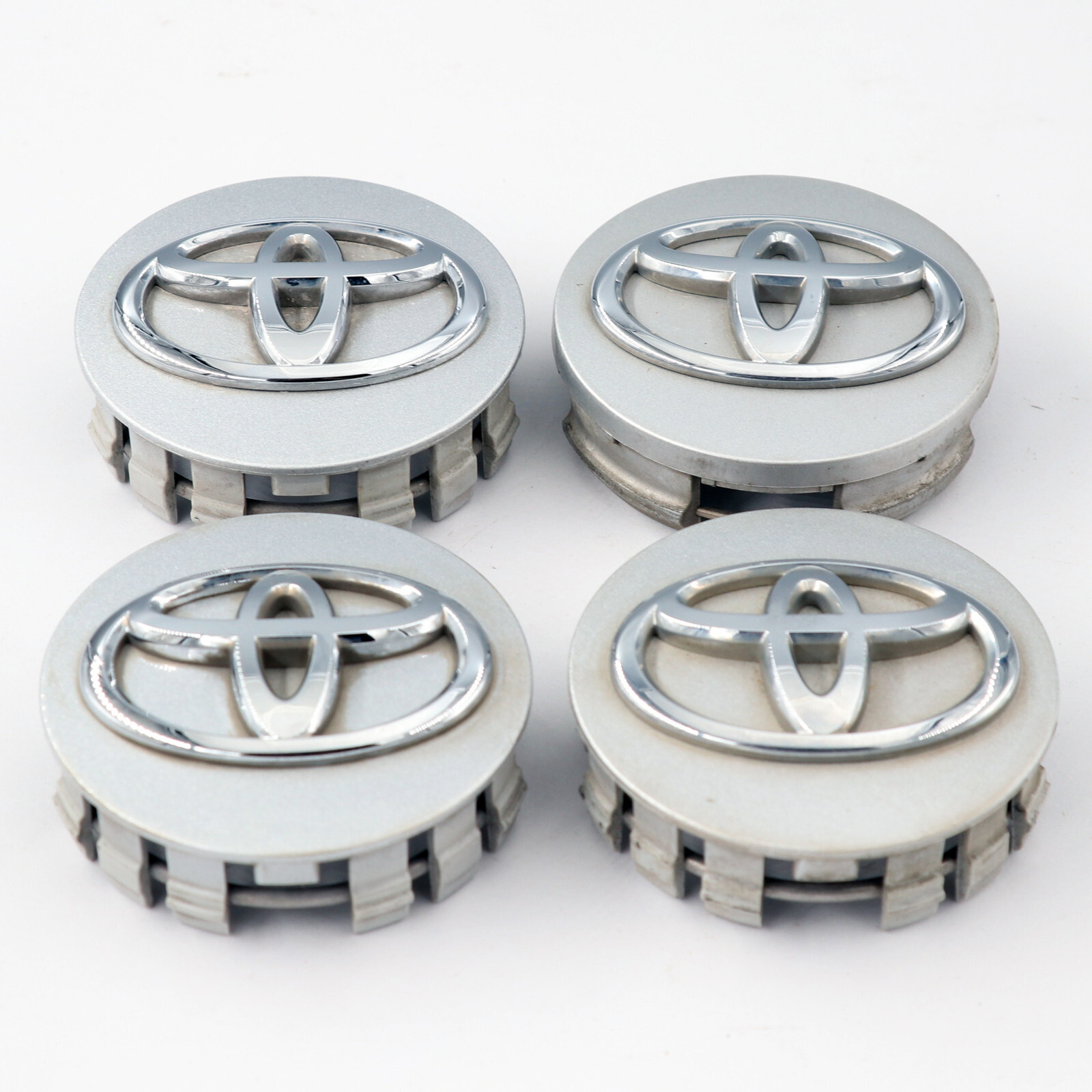 Toyota Camry Highlander Sienna Venza Silver OEM Center Cap Set ...