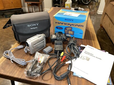 Sony Handycam DCR-HC21 Video Camera Camcorder Nightshot w/ Charger Carl ...