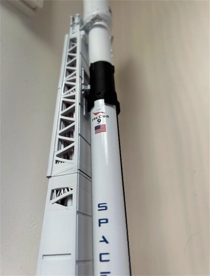 US Falcon 9 SpaceX Heavy Launch Tower Resin 1: 200 Scale Model Toy Gift ...