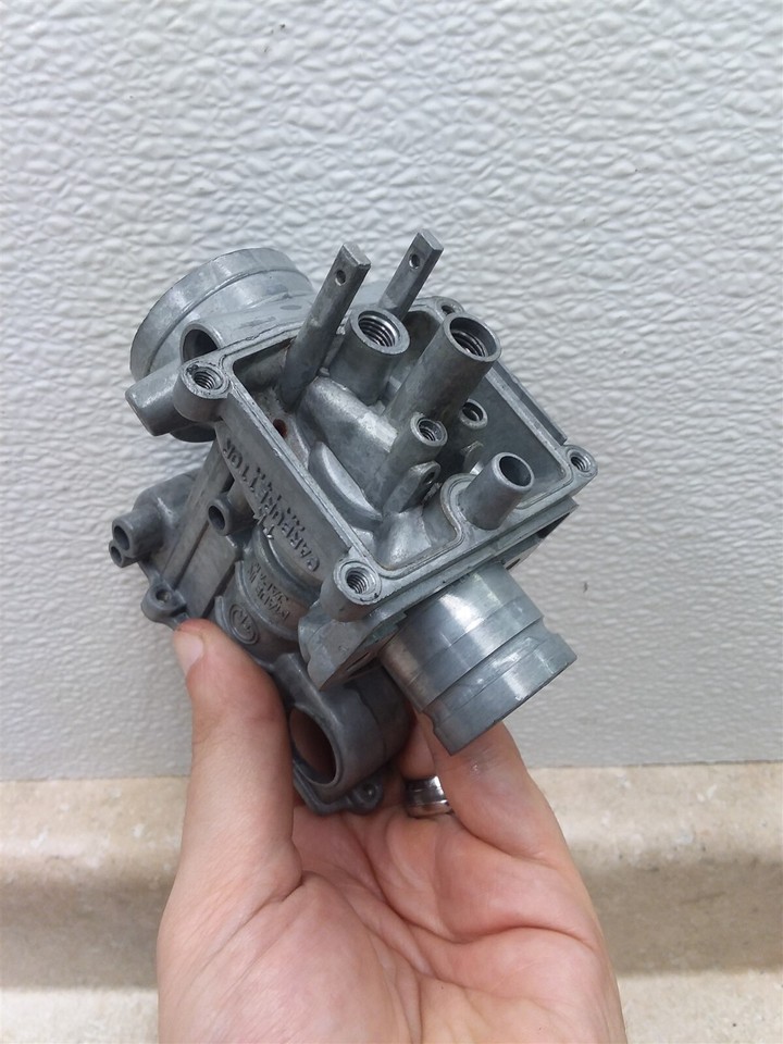 Kawasaki KZ550 Carburateur Gauche Main Intérieur 1980 1981 1982 1983 ...