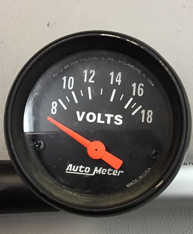 Auto Meter Z-Series Electric Voltmeter Gauge 8-18 Volts | B214