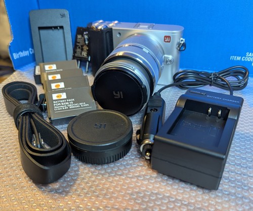 Yi M1 Mirrorless Digital Camera Kit with 12-40mm Lens - Beautiful ...