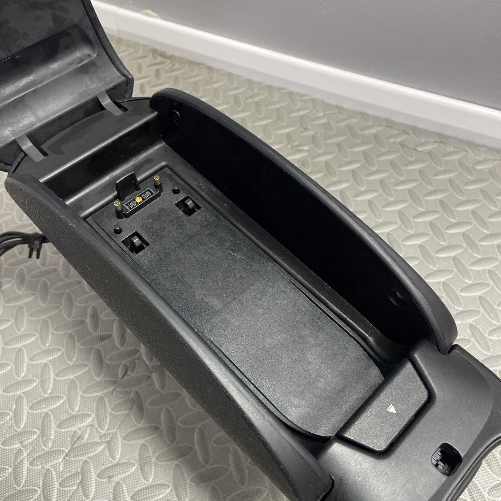 GENUINE BMW MINI Cooper R60 R61 Centre Console Arm Rest Armrest Black ...