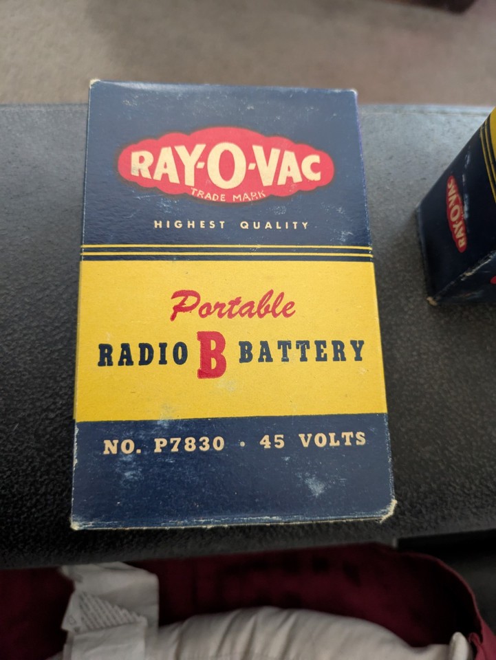 Two Vintage Rayovac No. P5303 4.5v Portable B Battery RAY-O-VAC Co ...
