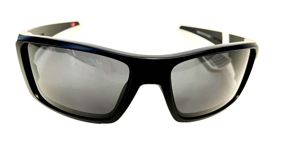 Oakley HELIOSTAT Sunglasses 61/16/129 | eBay