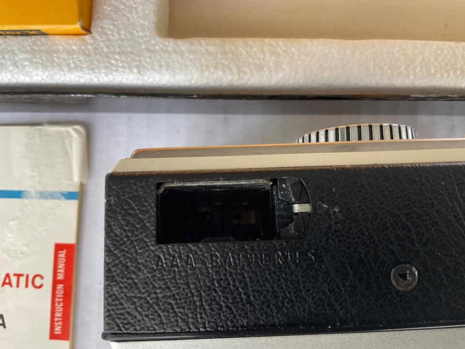 Kodak Instamatic 104/Outfit Camera with Box and Instructions Vintage ...