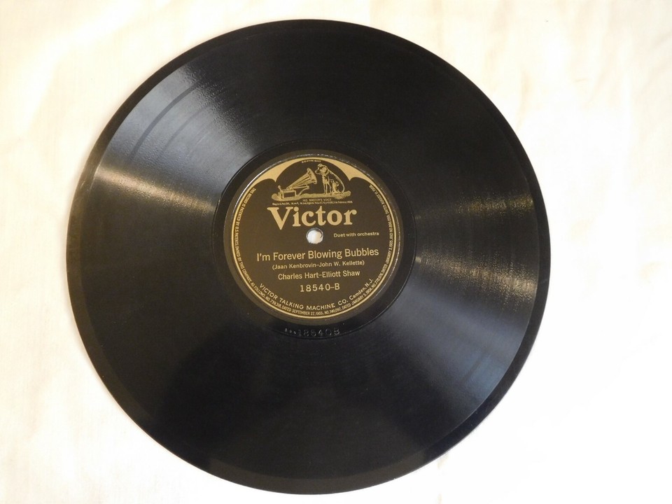 PEERLESS QUARTET, CHARLES HART. VICTOR 18540. BY THE CAMPFIRE, 10 ...