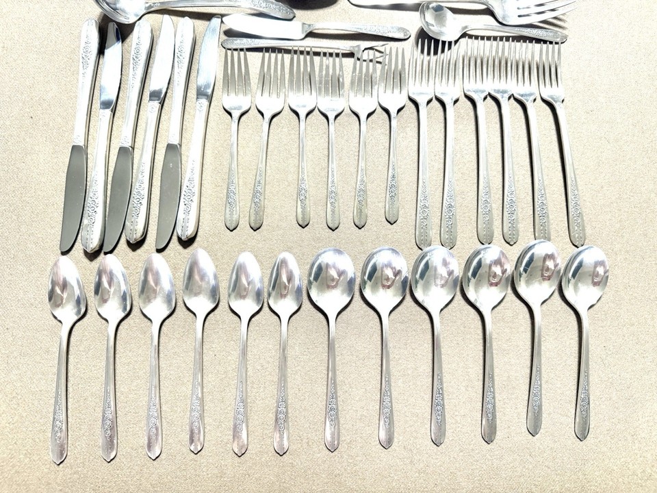 44 Piece Nice, Nobility Plate 1939 Royal Rose. Vintage Silver Plate ...