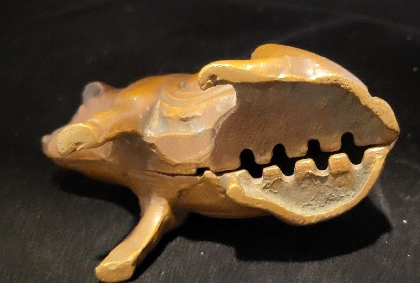 ANTIQUE FIGURAL CAST IRON GOLDEN STILL PENNY BANK PIG OR HOG SITTING ON ...