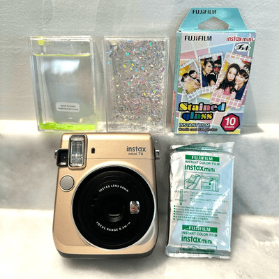 Fujifilm Instax Mini 70 Film Camera Gold with Instant Film and Frames ...