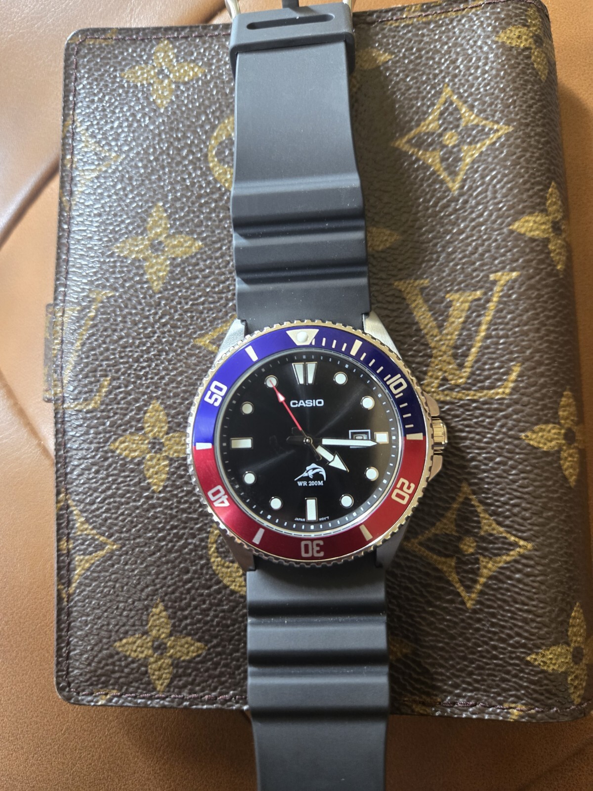 Mens Casio Marlin Duro Pepsi Diver Watch | eBay