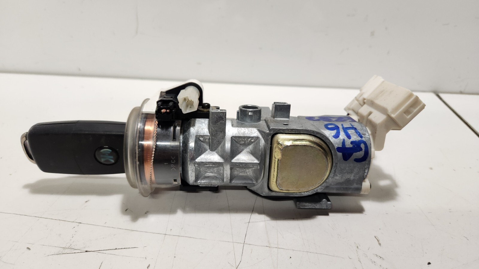 Subaru Outback Liberty Gen 4 H6 EZ30 6cly 3.0lt Key & Ignition Barrel 9 ...