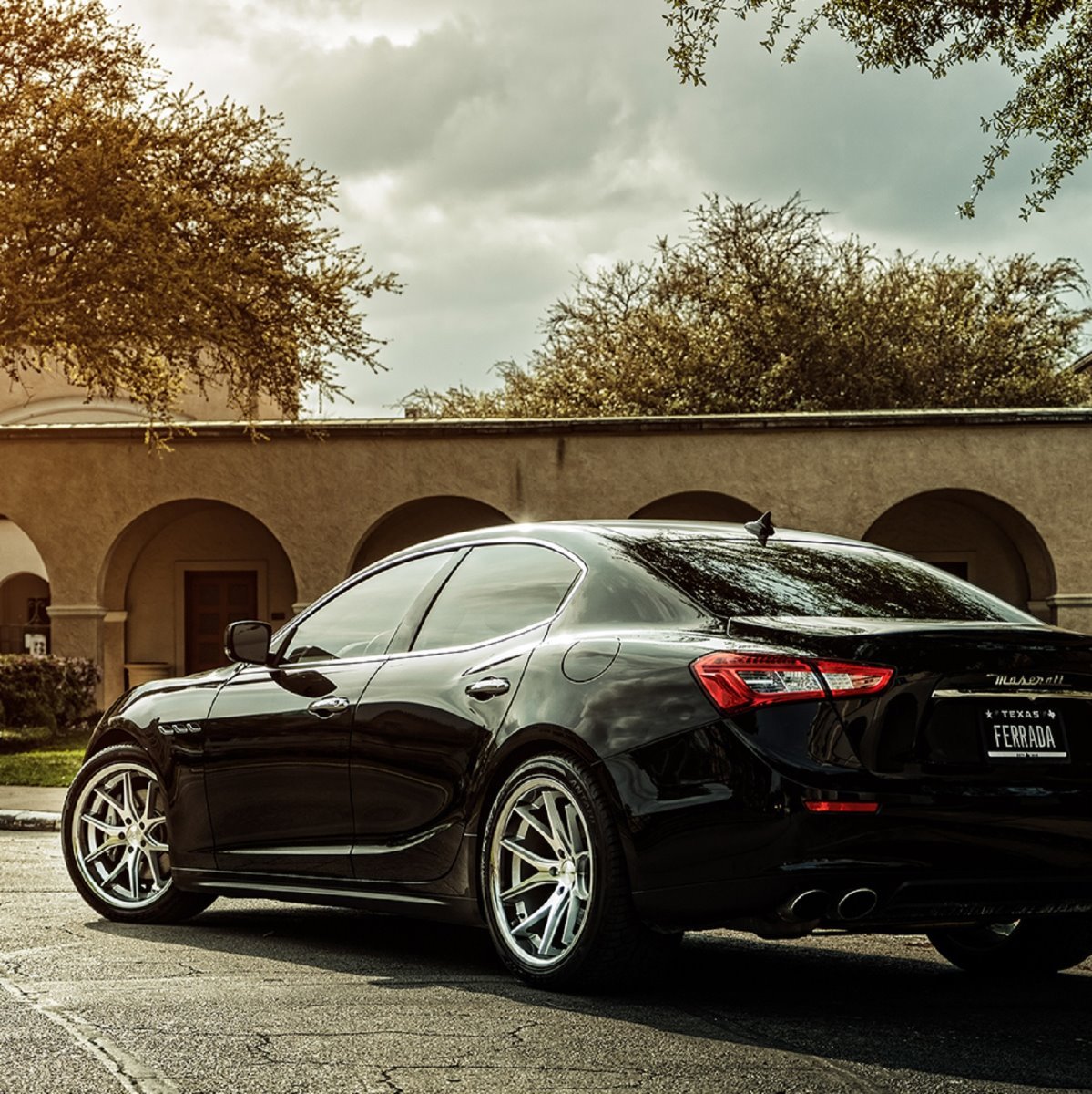 22" STAGGERED FERRADA FR2 22x9 22x10.5 SILVER w/CHROME LIP CONCAVE ...