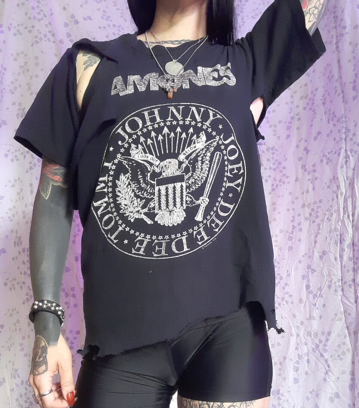 VINTAGE Early 2000's Ramones T-shirt Ripped Worn-in P… - Gem