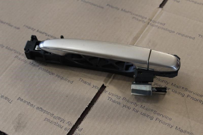 2001 LEXUS LS430 RIGHT PASSENGER REAR DOOR HANDLE GOLD 4P7 | eBay