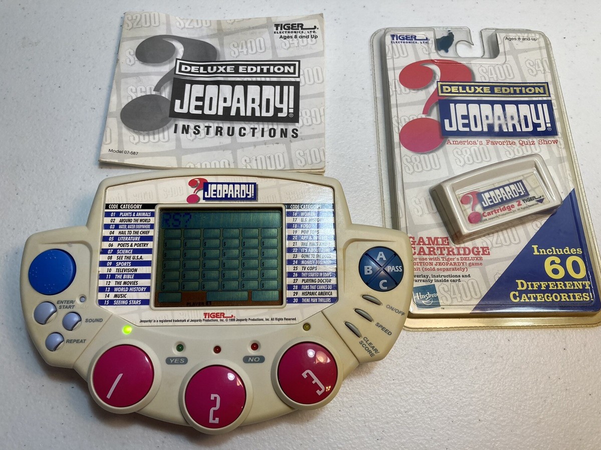 Jeopardy 1999 LOS ANGELES, CA September 21, 1999: Actor TOMMY LEE