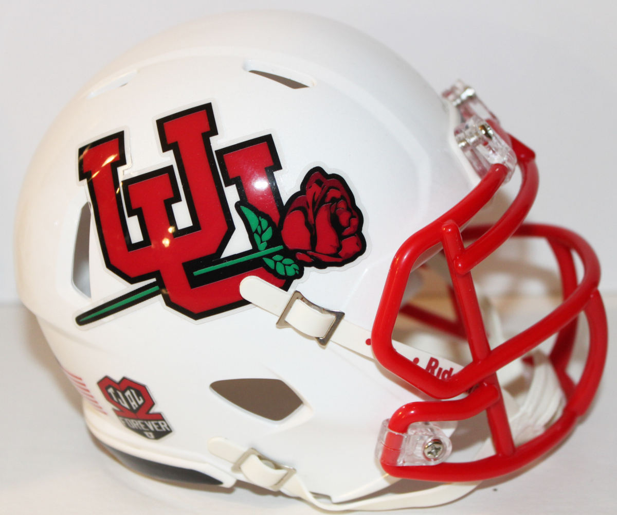 Oregon Rose Bowl Helmet Oregon Ducks Helmet During The Game. The