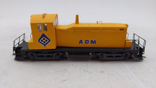 Walthers 932-1362 HO ADM EMD SW-1 Diesel Locomotive #69 EX | eBay