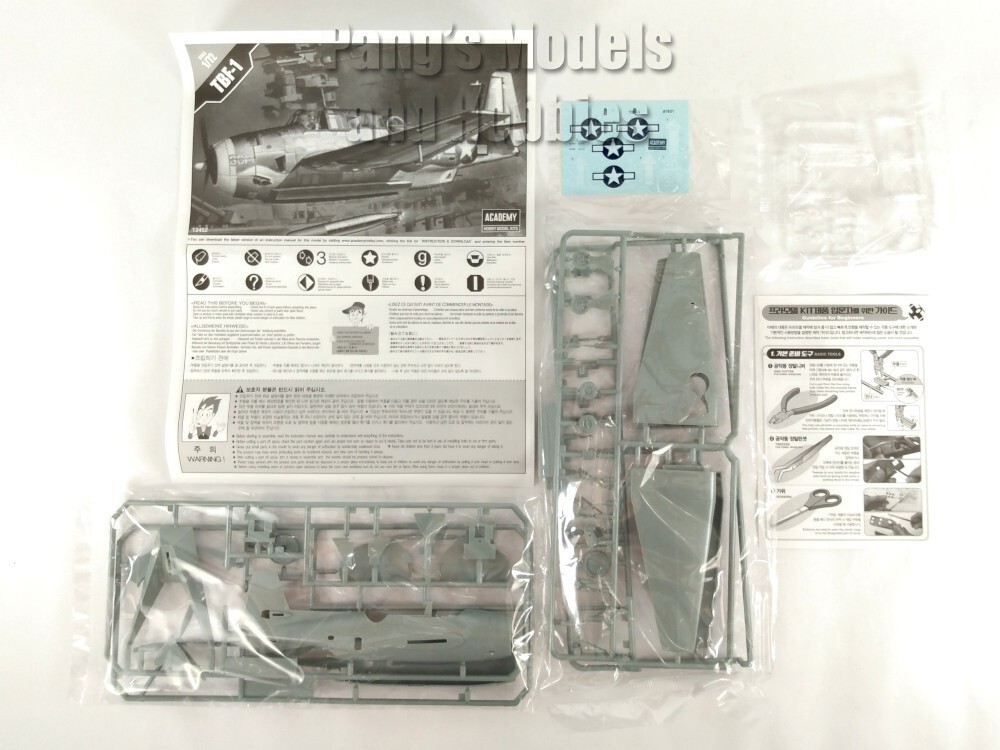 Grumman TBF TBF-1 Avenger Torpedo Bomber US NAVY 1/72 Scale Model Kit ...
