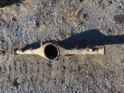 86 87 88 89 Toyota Truck 4Runner 4x4 Rear Axle Housing ***LOOK*** | eBay