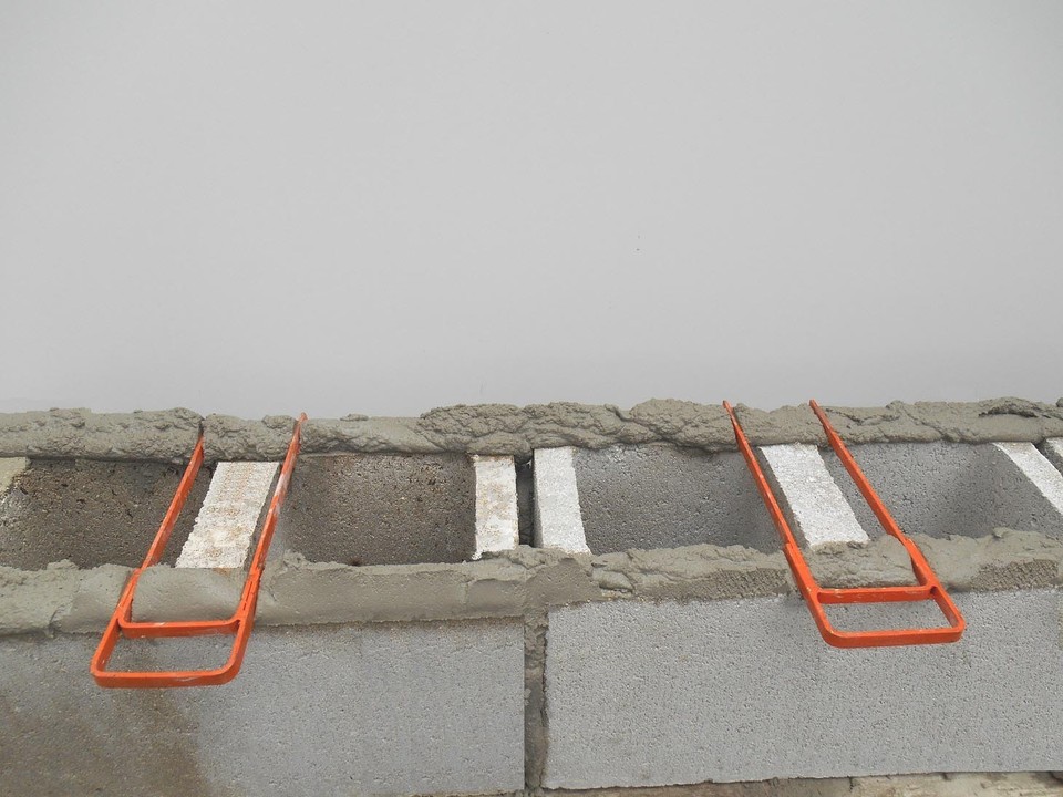 Masonry Fork & Compacting Trowel. Cement Block and Brick Joint Spacer ...