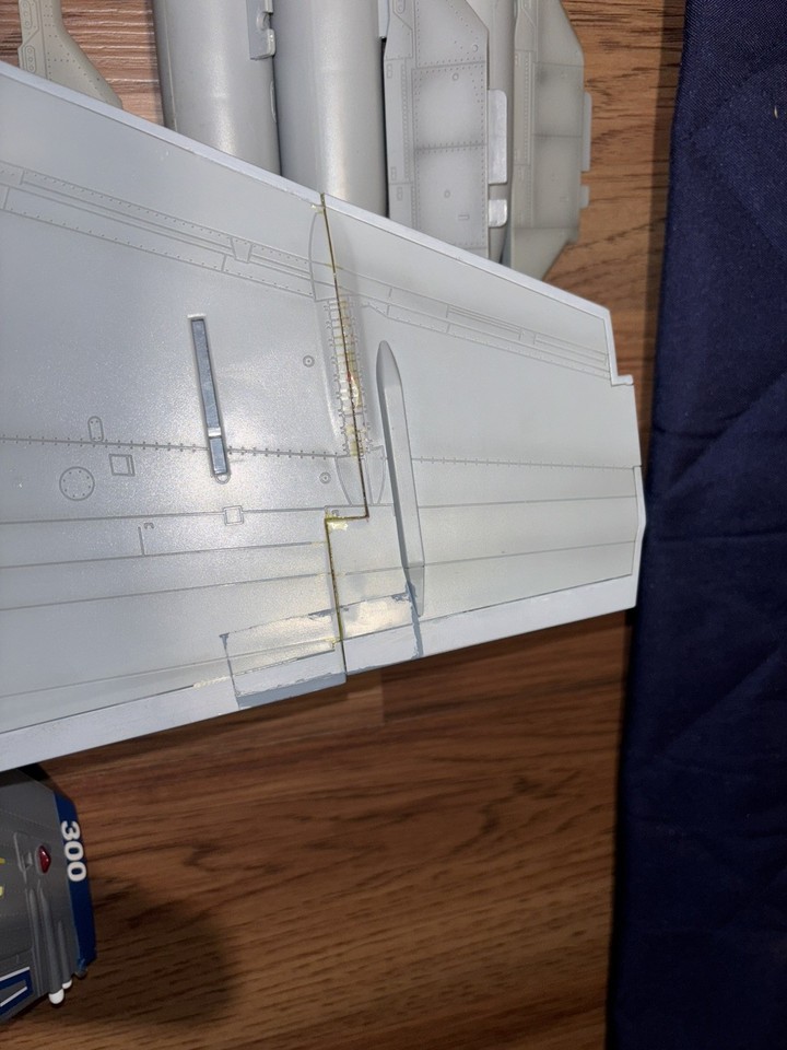 1:18 BBI ELITE FORCE F/A-18C F-18 HORNET VFA-82 BAD CAT EXCLUSIVE SUPER ...