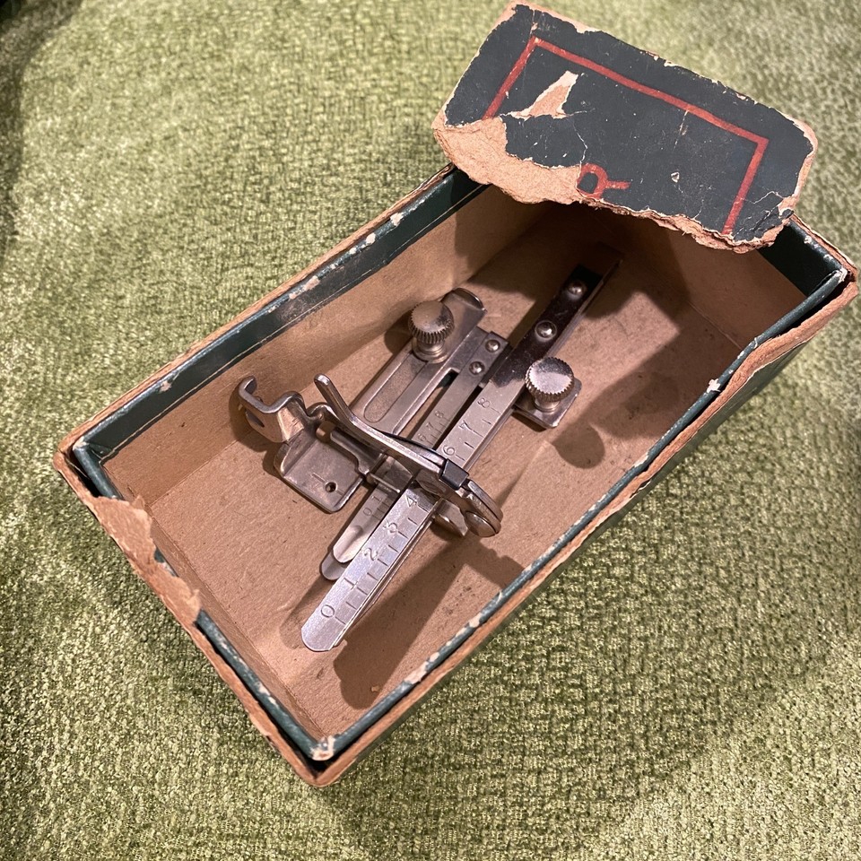 VTG Singer Tucker Pintuck Foot COMPLETE Low Shank Sewing Machine ...