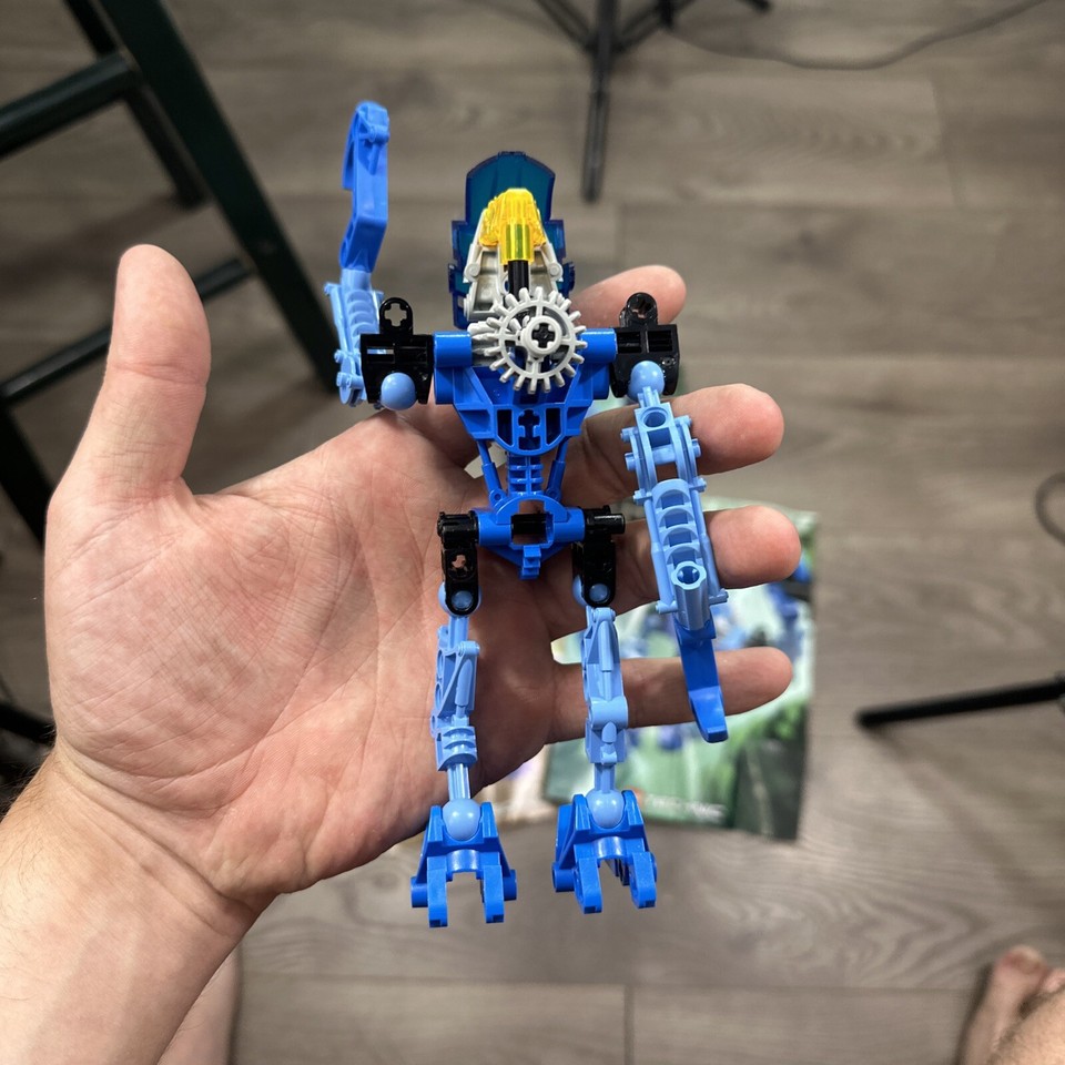 Lego Bionicle Toa Mata Gali (8533) Complete W/ Canister & Posters ...