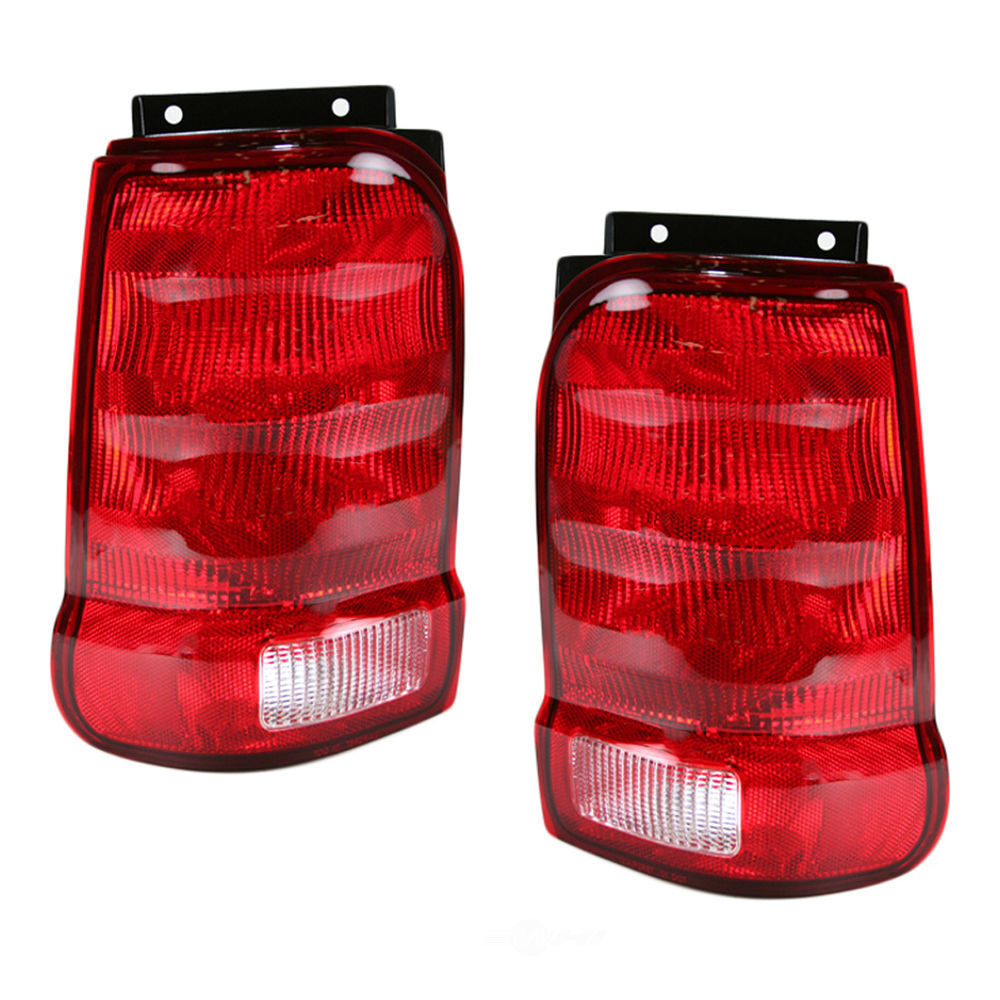 Tail Light Set-2 Piece DIY SOLUTIONS LHT07372 for sale online | eBay