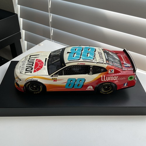 2019 Alex Bowman 88 Llumar Window Film 1/24 Lionel Nascar Diecast 1/ ...
