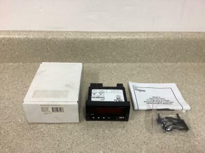 Panel Meters - Simpson Digital Panel Meter