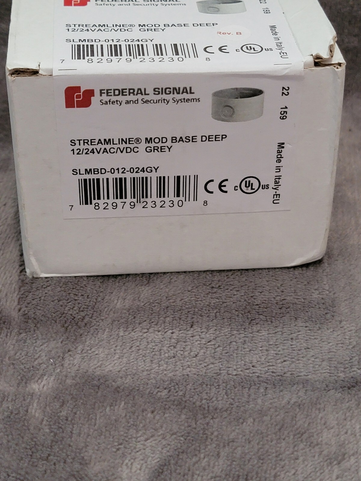 Federal Signal SLMBD-012-024GY Streamline Modular Surface Mount Deep ...