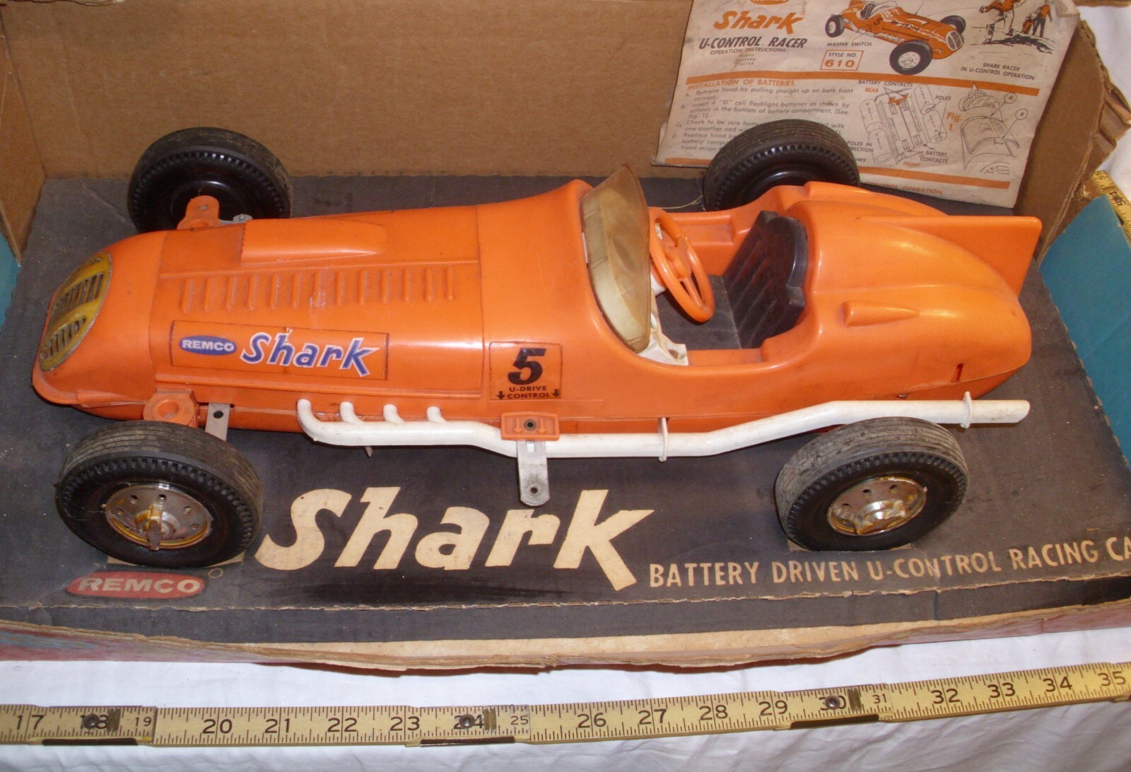 REMCO SHARK U-CONTROL HIGH SPEED RACE TETHER CAR BATTERY TOY BOXED 1965 ...