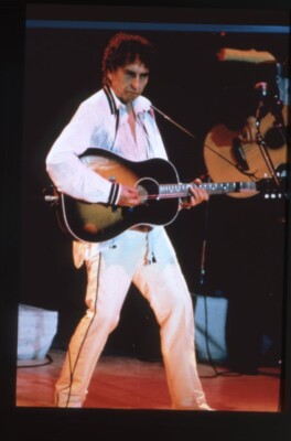 Bob Dylan 1998 Rome Tour playing guitar Vintage Photo Agency 35mm ...