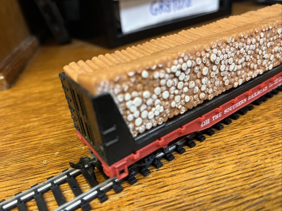 HO SCALE RR MANTAU SOUTHERN RAILROAD FLAT BED WITH LOAD OF LOGS TRAIN ...
