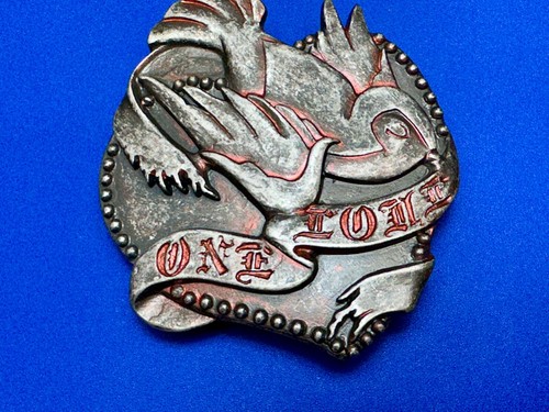 One Love - Cutout Dove Birds Hippie Peace Emblem Belt Buckle By Enmon ...