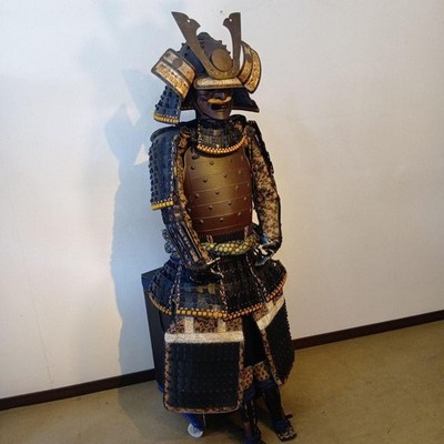 Japanese Samurai Armor Yoroi Life-size Antique Masterpiece armor from ...