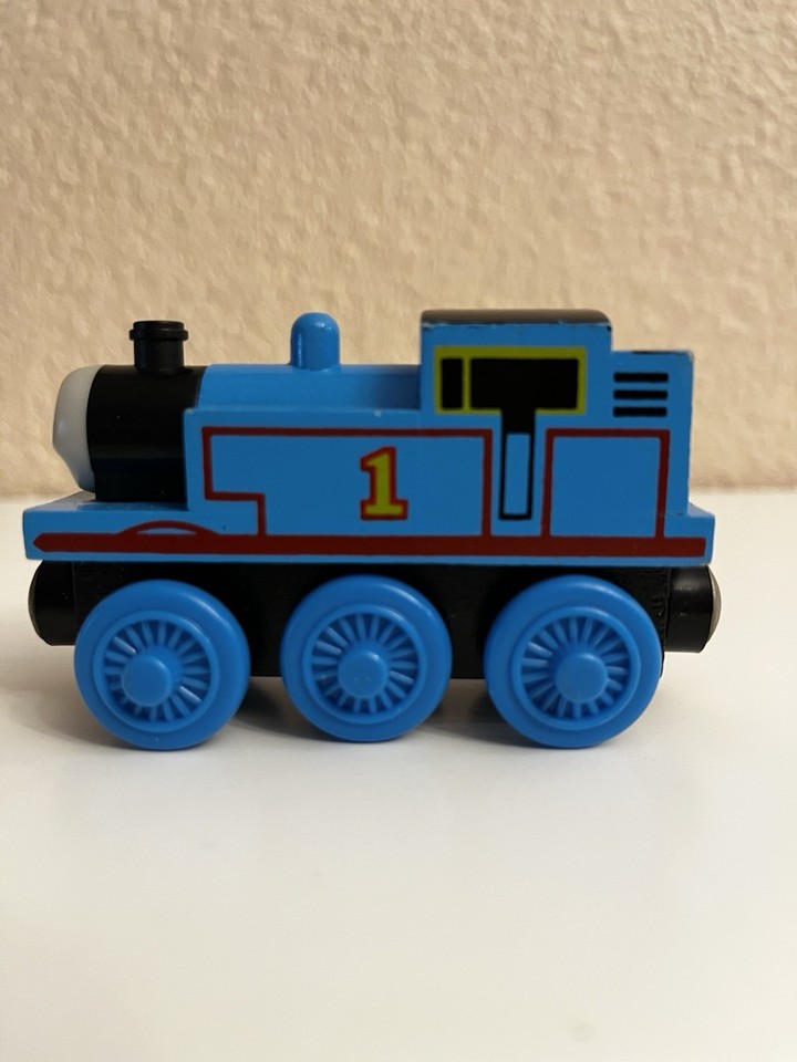 Thomas The Train 2001 Gullane Wooden Railway Thomas And Friends | eBay