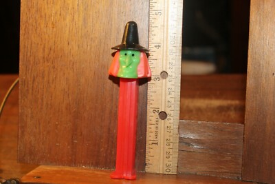 VINTAGE Pez Witch Halloween Red Base Slovenia | eBay