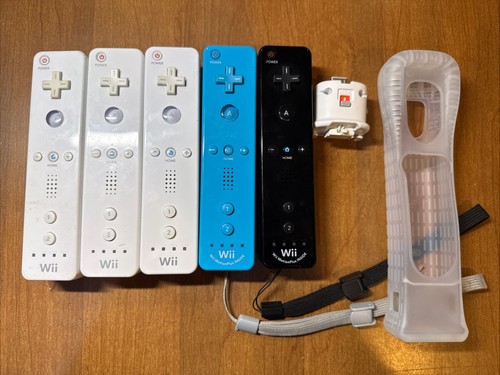 Lot Of 5 Nintendo Wii Remotes Wiimotes FOR PARTS OR REPAIR Please Read ...