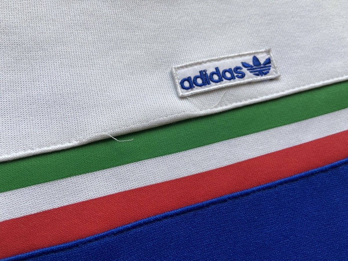 ITALY 1982 RETRO FOOTBALL SOCCER TRACK ADIDAS P04027 sz 2XL ITALY 1982 RETRO FOOTBALL SOCCER TRACK ADIDAS P04027 sz 2XL